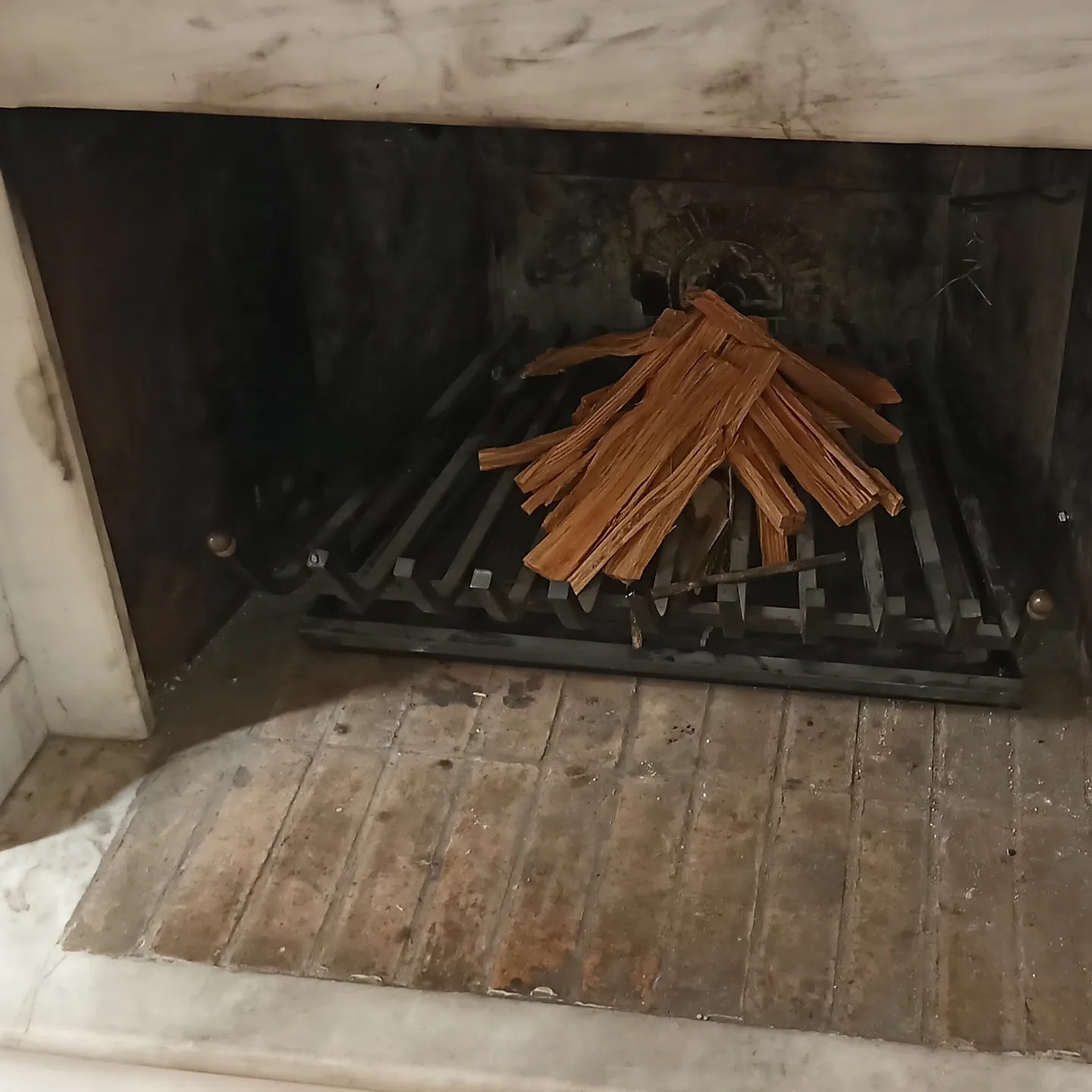 Καθαρισμός Τζακιών - Καθαρισμος Καμινάδων - Επισκευές Τζακιών Αθηνα